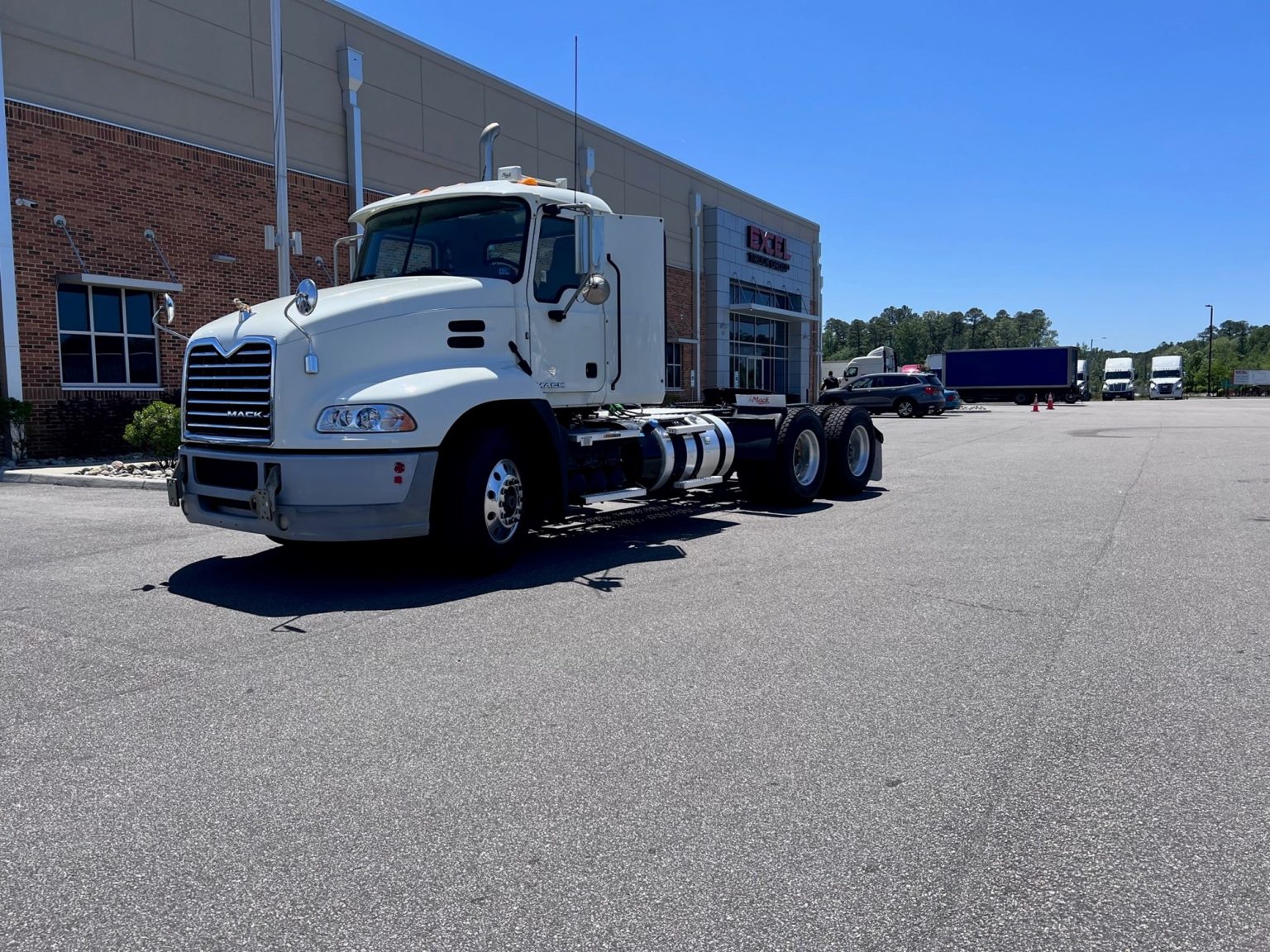 2015 MACK 600 - Excel Truck Group