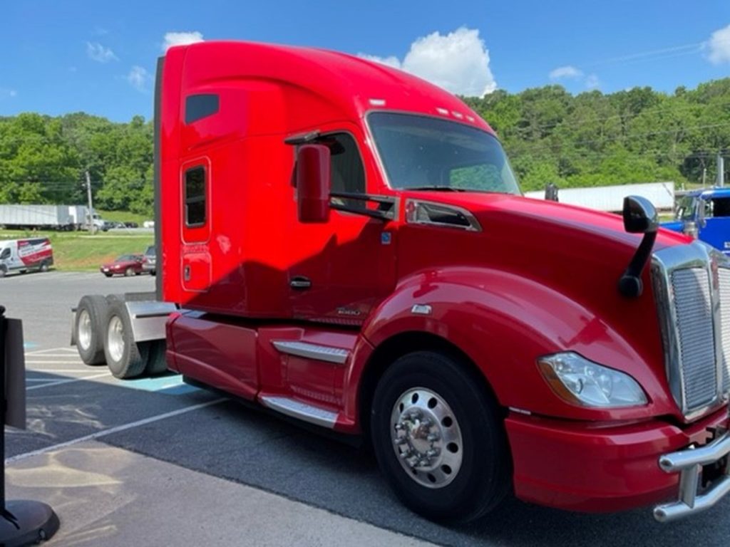 2015 Kenworth T680 - Excel Truck Group