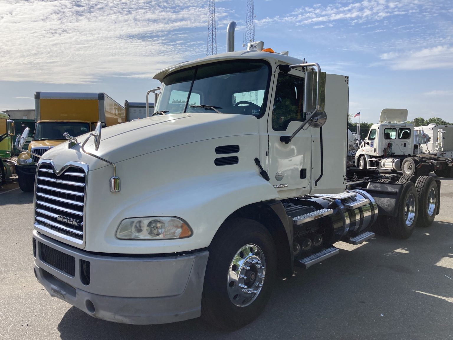 2015 MACK 600 - Excel Truck Group