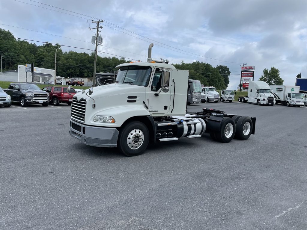 2015 MACK 600 - Excel Truck Group