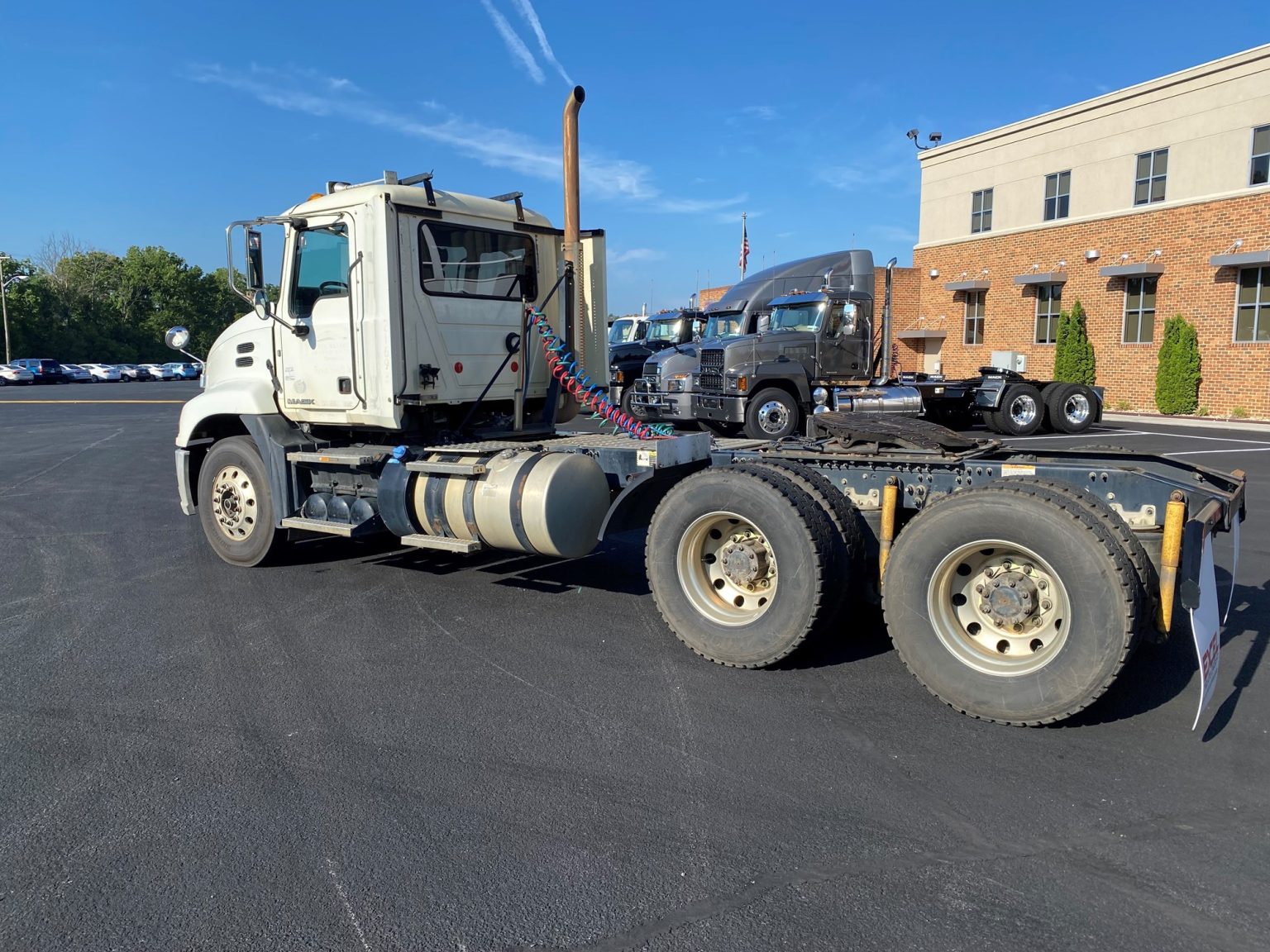 2015 MACK 600 - Excel Truck Group