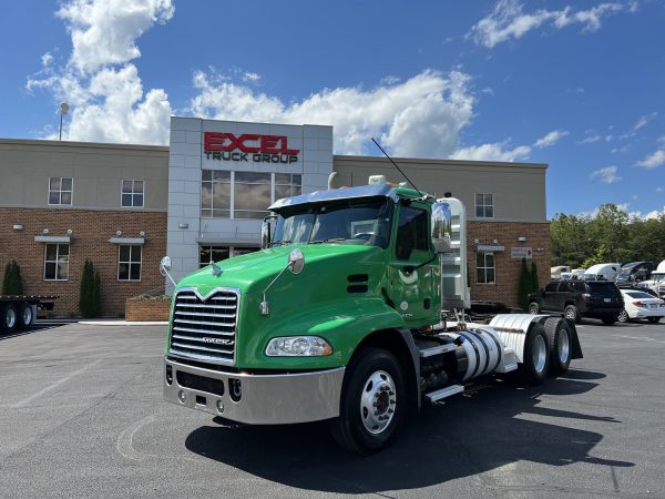 2013 Mack CXU 613 - Excel Truck Group