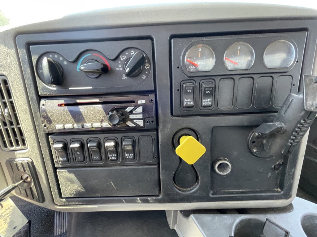 2015 International 7600 - Excel Truck Group