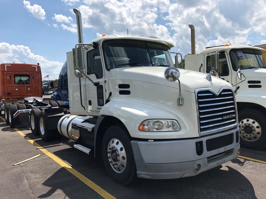 2015 MACK 600 - Excel Truck Group