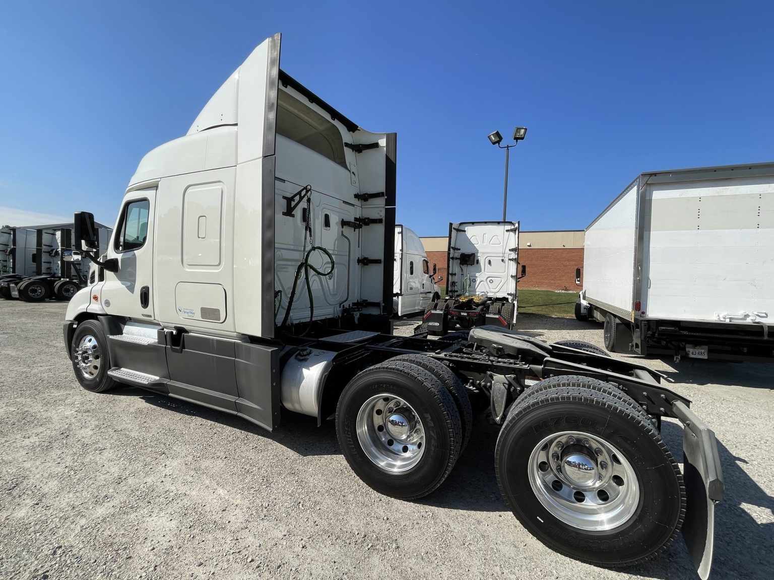 2018 Freightliner CA113 Cascadia - Excel Truck Group