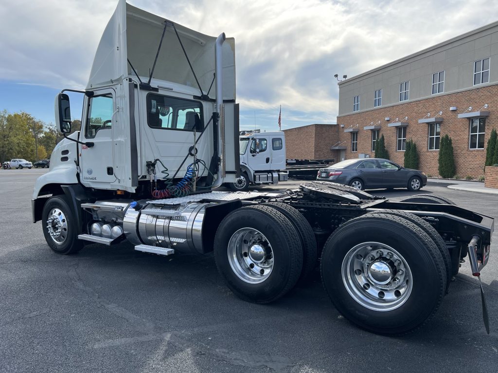 2015 MACK 600 - Excel Truck Group