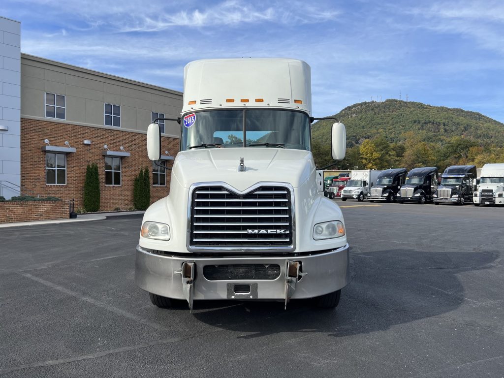 2015 MACK 600 - Excel Truck Group