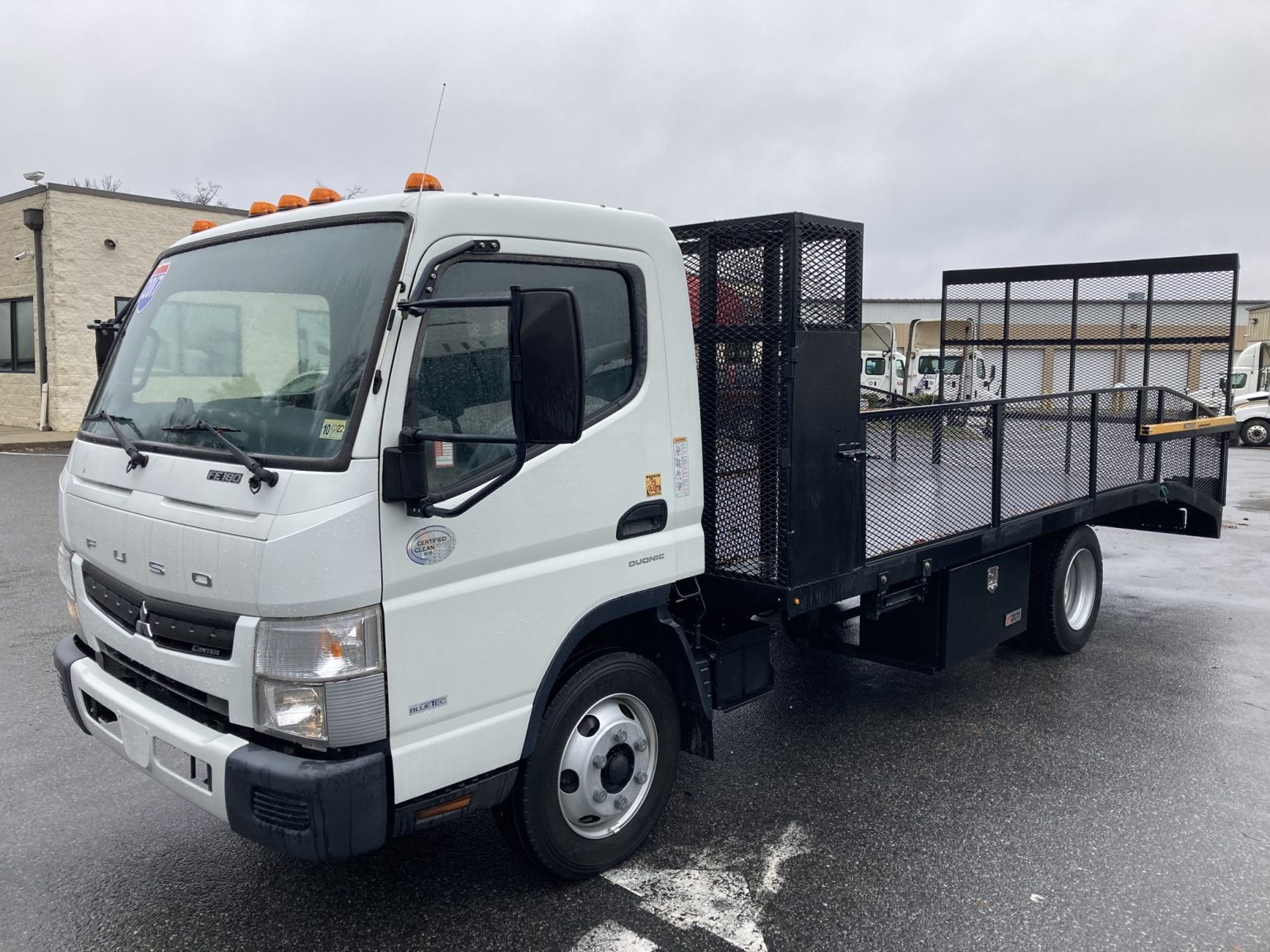 2017 MITSUBISHI FUSO FE - Excel Truck Group