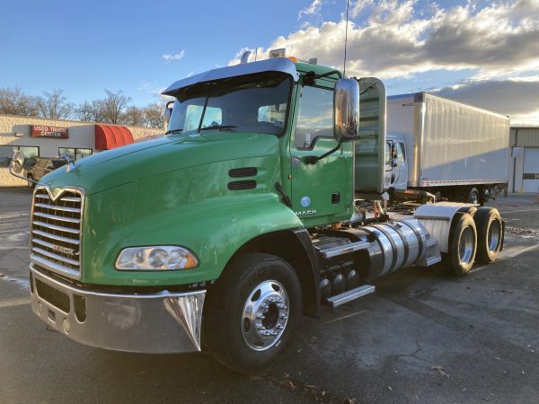 2013 Mack CXU613 - Excel Truck Group
