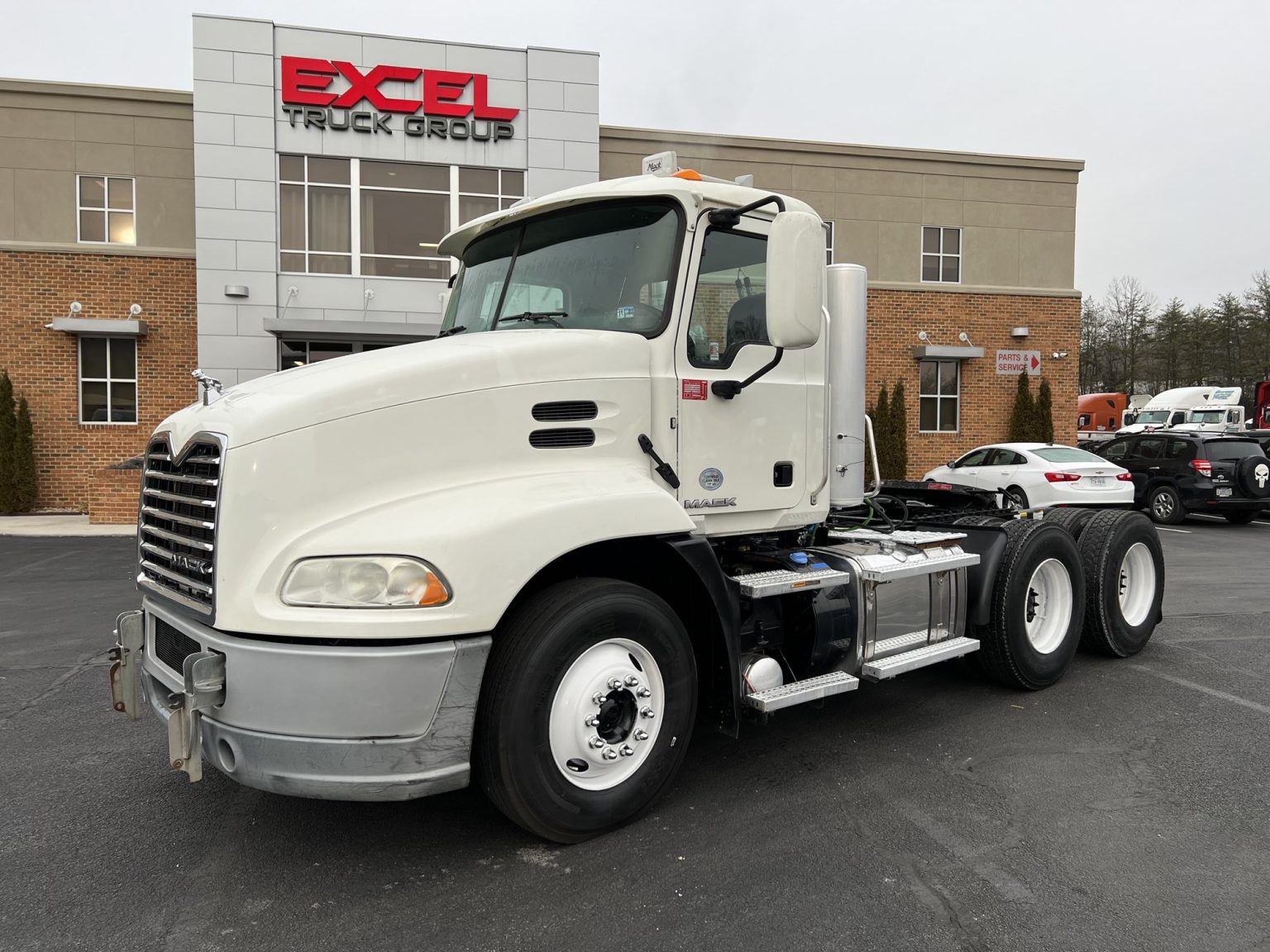 2016 MACK 600 - Excel Truck Group
