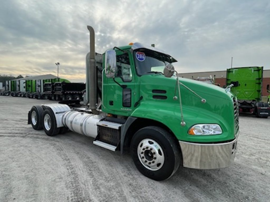 2016 Mack CXU613 - Excel Truck Group