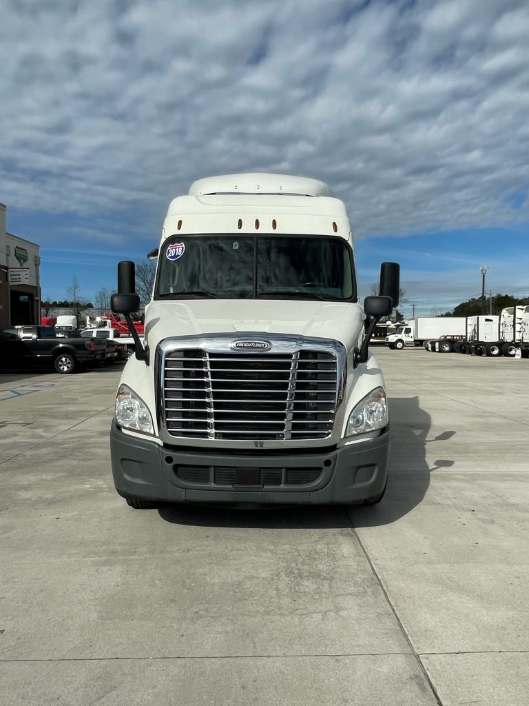 2018 Freightliner CA113 Cascadia - Excel Truck Group