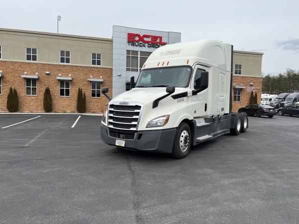 2018 FREIGHTLINER CASCADIA 126 - Excel Truck Group