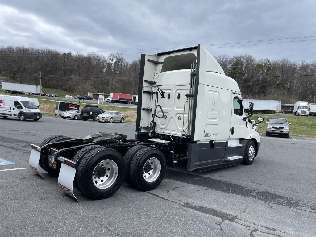 2019 Freightliner Cascadia 126 - Excel Truck Group
