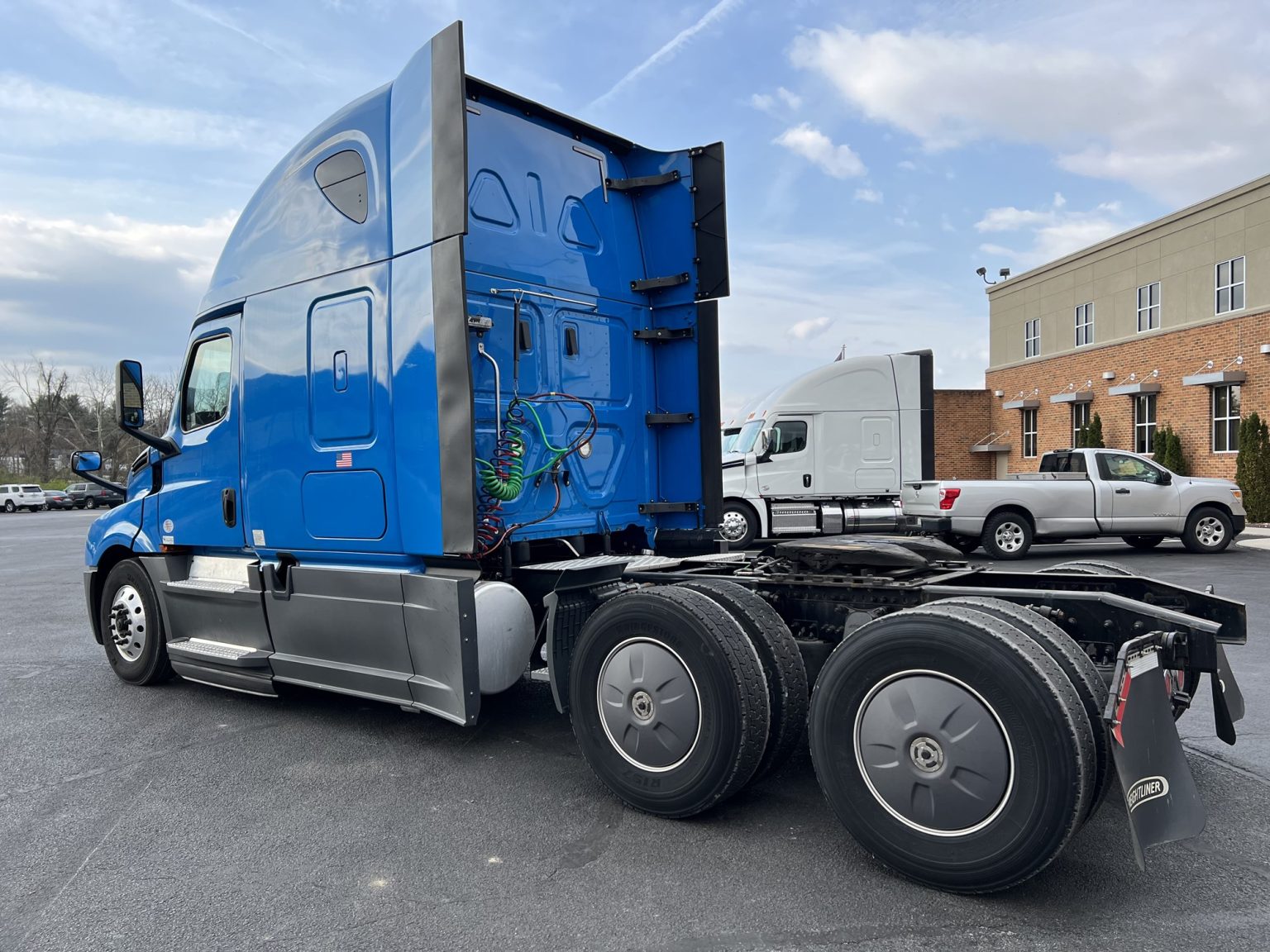 2019 Freightliner Cascadia 126 - Excel Truck Group
