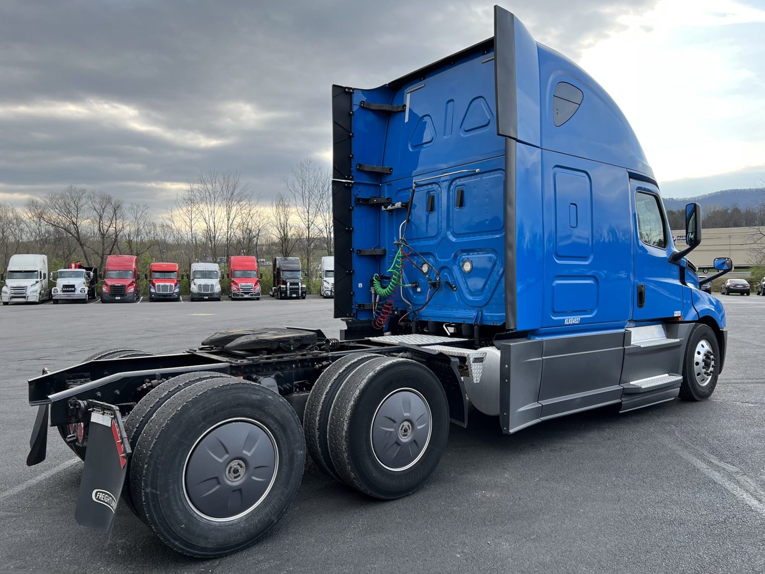 2019 Freightliner Cascadia 126 - Excel Truck Group