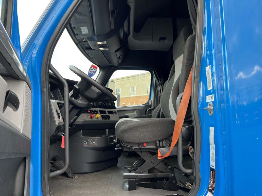 2019 Freightliner Cascadia 126 - Excel Truck Group