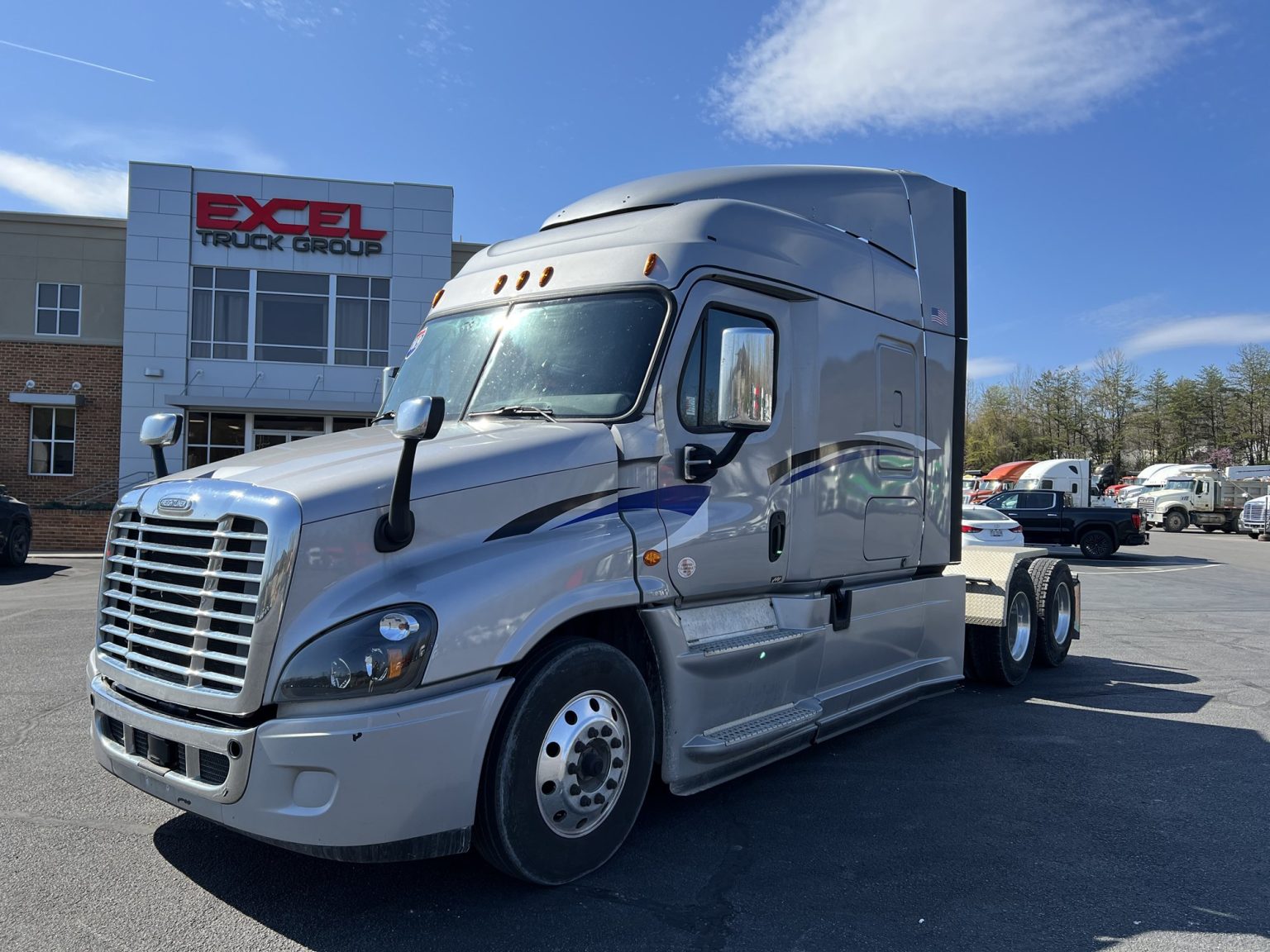 2023 FTL EH HIGH CAB - Excel Truck Group
