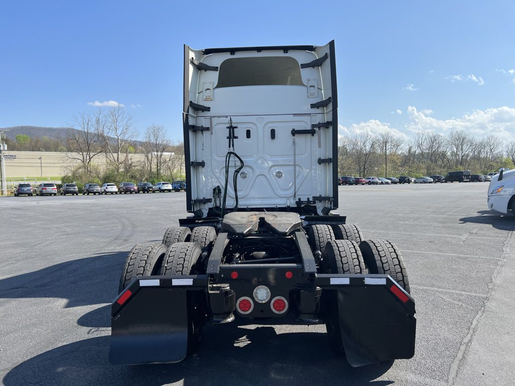 2019 Freightliner Cascadia 126 - Excel Truck Group