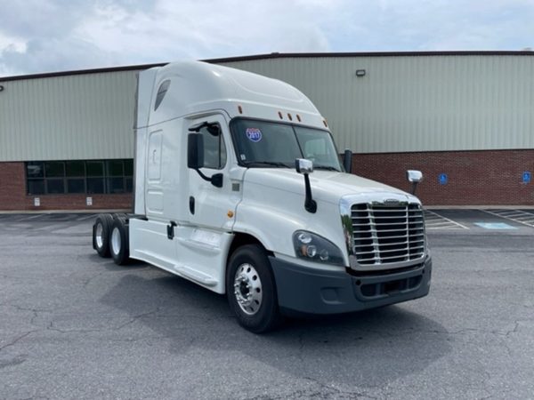 2017 Freightliner CA125 Cascadia - Excel Truck Group