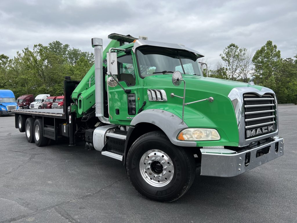 2012 Mack GU813A - Excel Truck Group