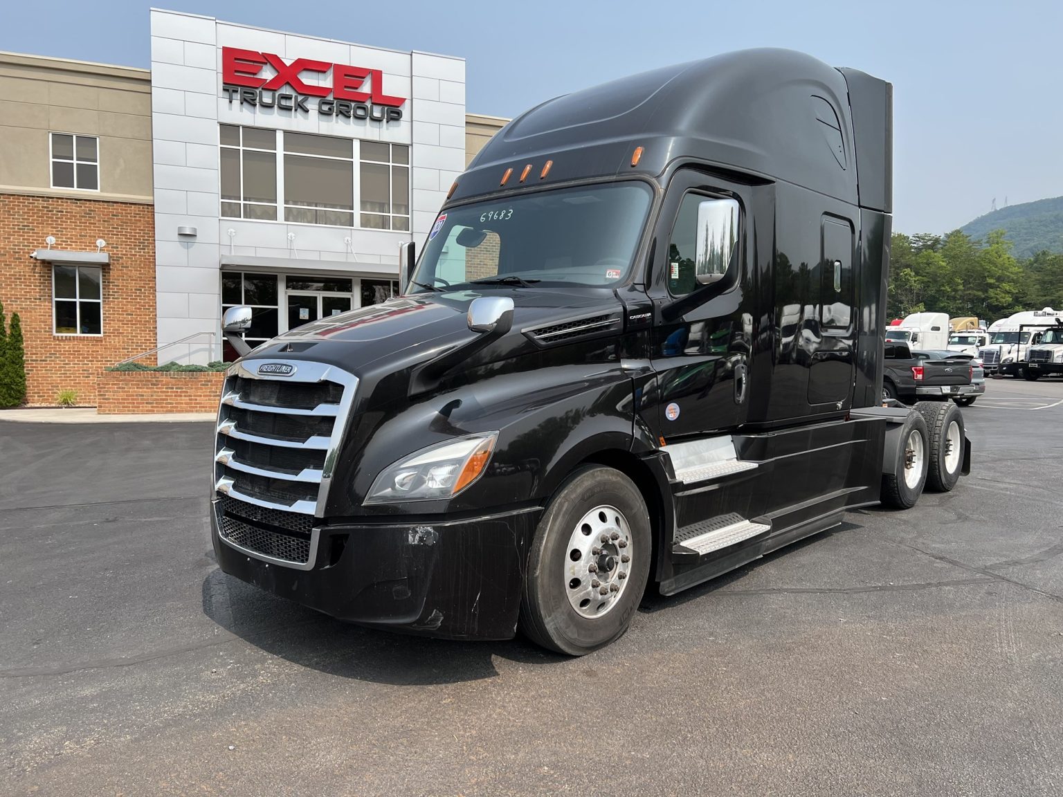2020 FREIGHTLINER CASCADIA 126 - Excel Truck Group