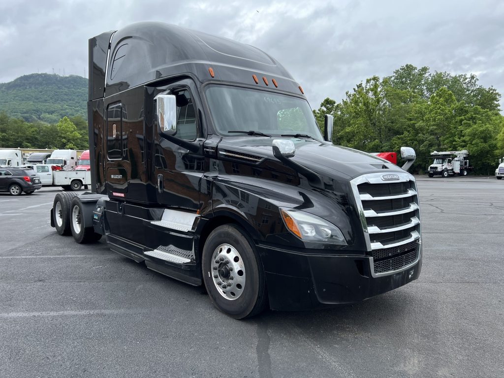 2020 FREIGHTLINER CASCADIA 126 - Excel Truck Group