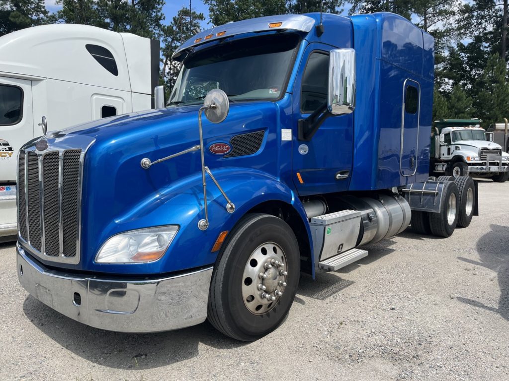 2017 Peterbilt 579 - Excel Truck Group