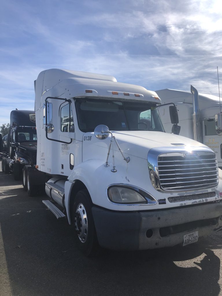 2007 FREIGHTLINER CONVENTIONAL - Excel Truck Group