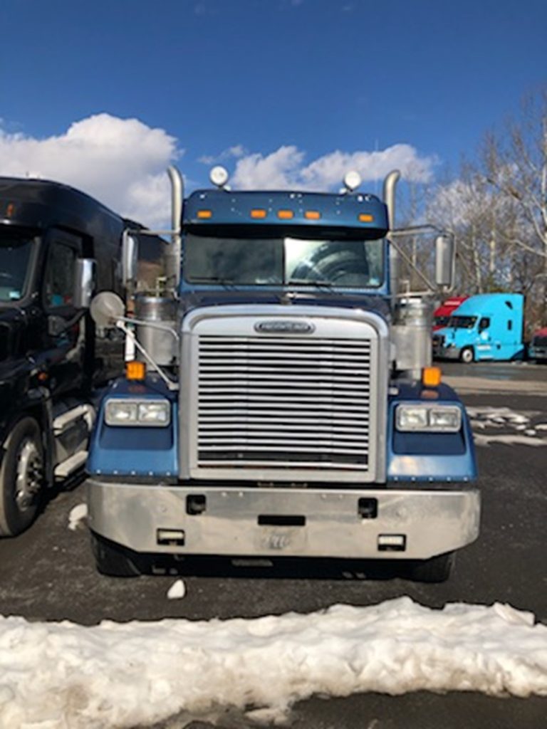 2006 FREIGHTLINER CONVENTIONAL - Excel Truck Group