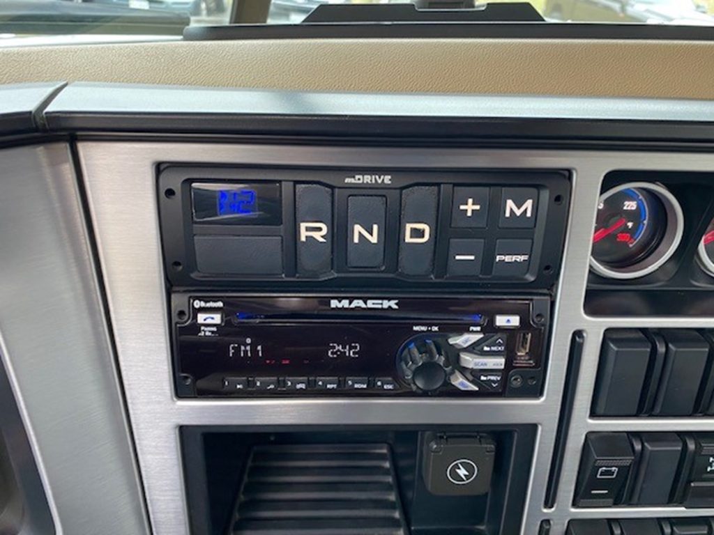 2019 Mack Pinnacle - Excel Truck Group