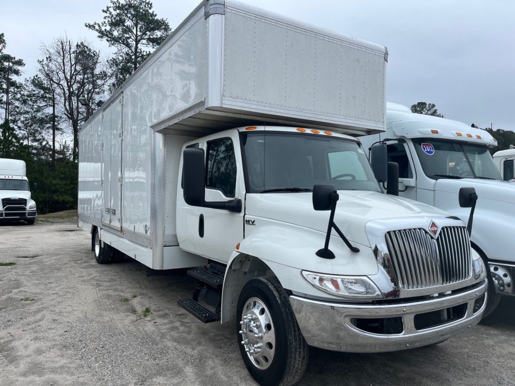 2006 MACK 700 - Excel Truck Group