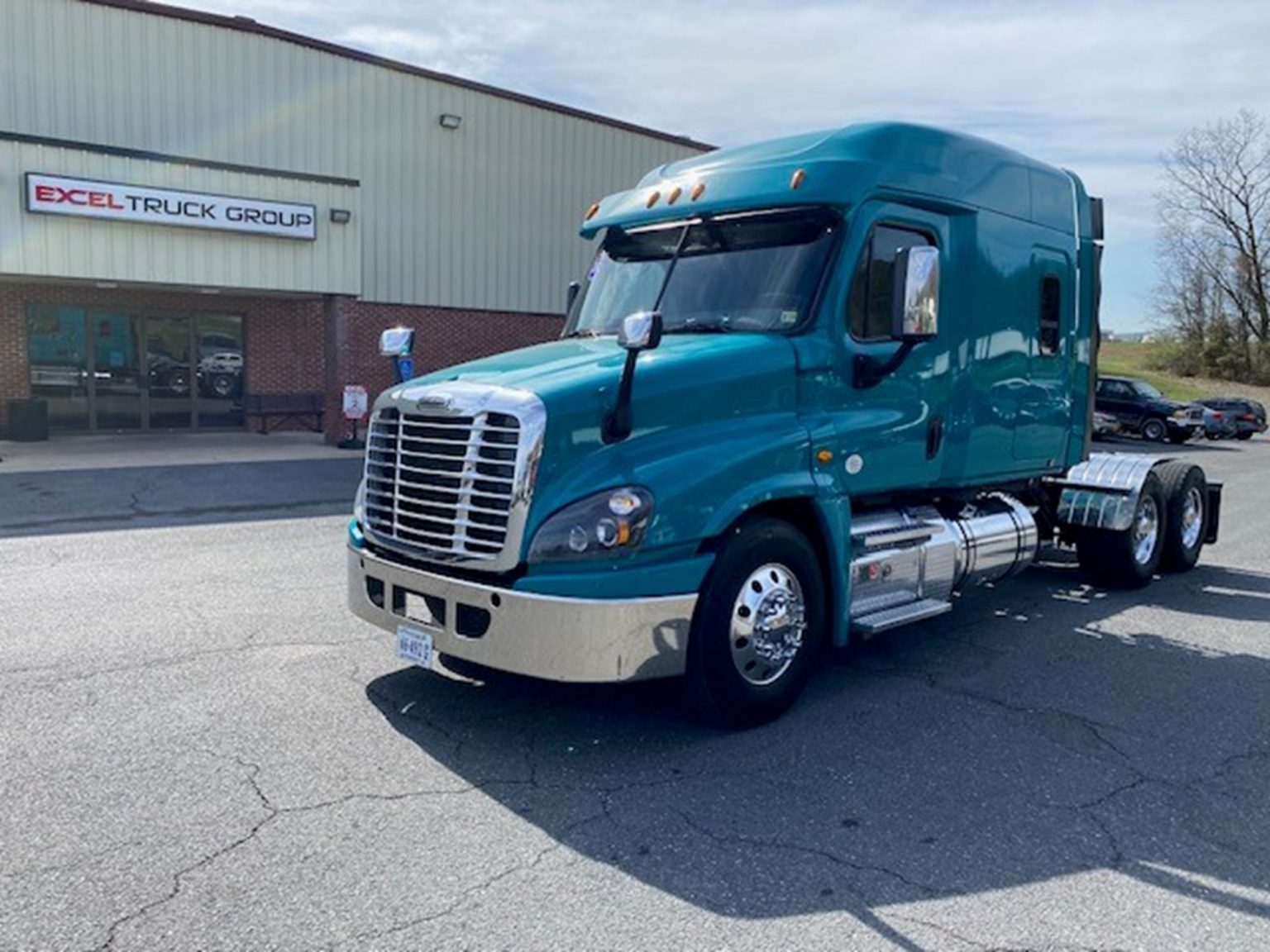 2013 FREIGHTLINER CASCADIA 125 - Excel Truck Group