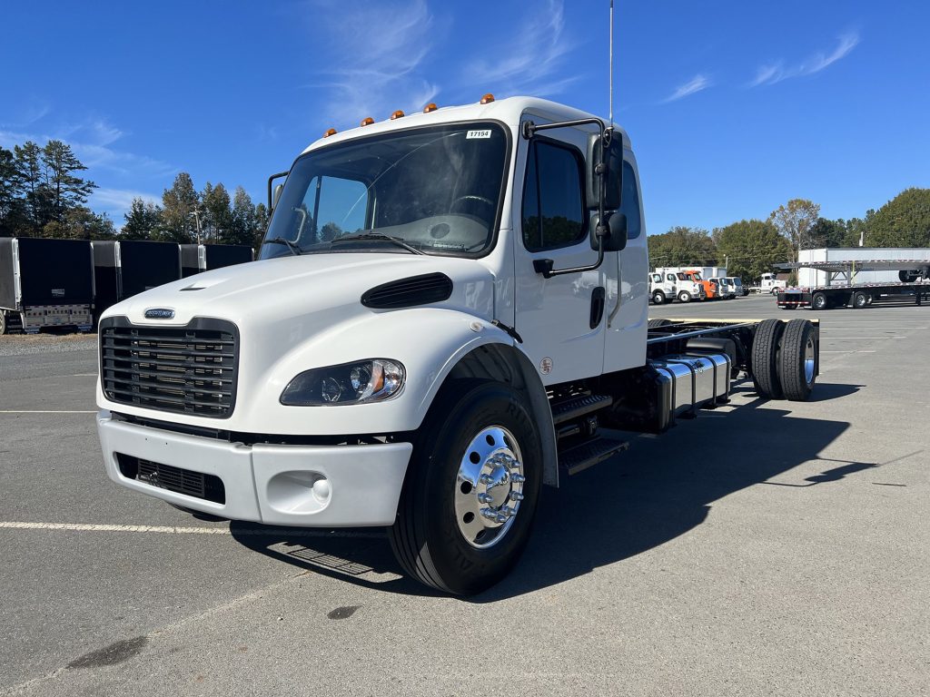 2022 FREIGHTLINER M2 106 - Excel Truck Group