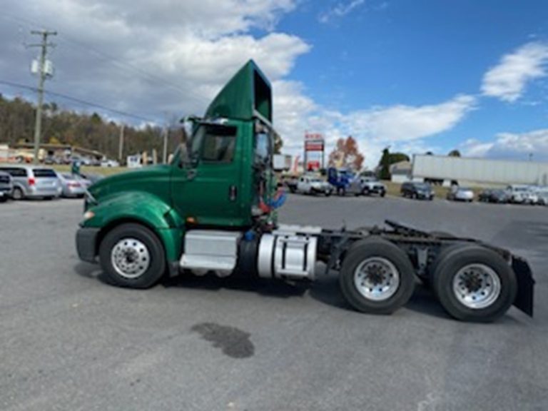 2018 International LF687 - Excel Truck Group