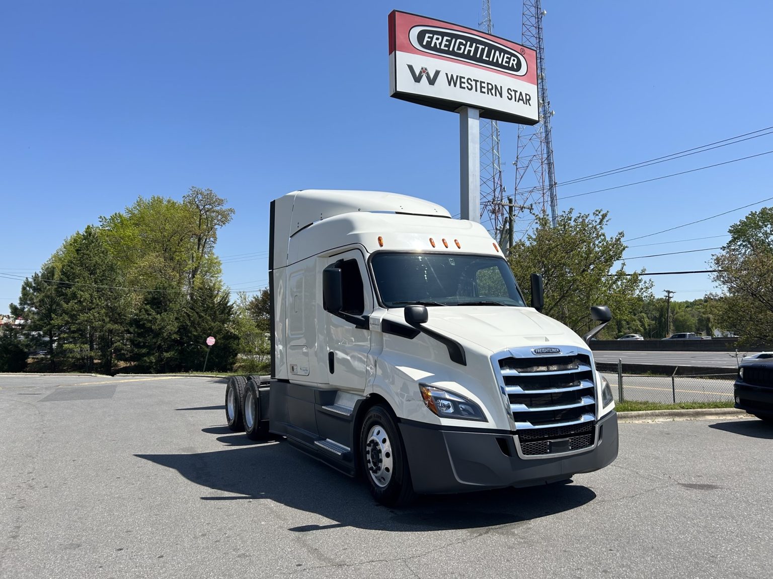 2019 Freightliner Cascadia 116 - Excel Truck Group