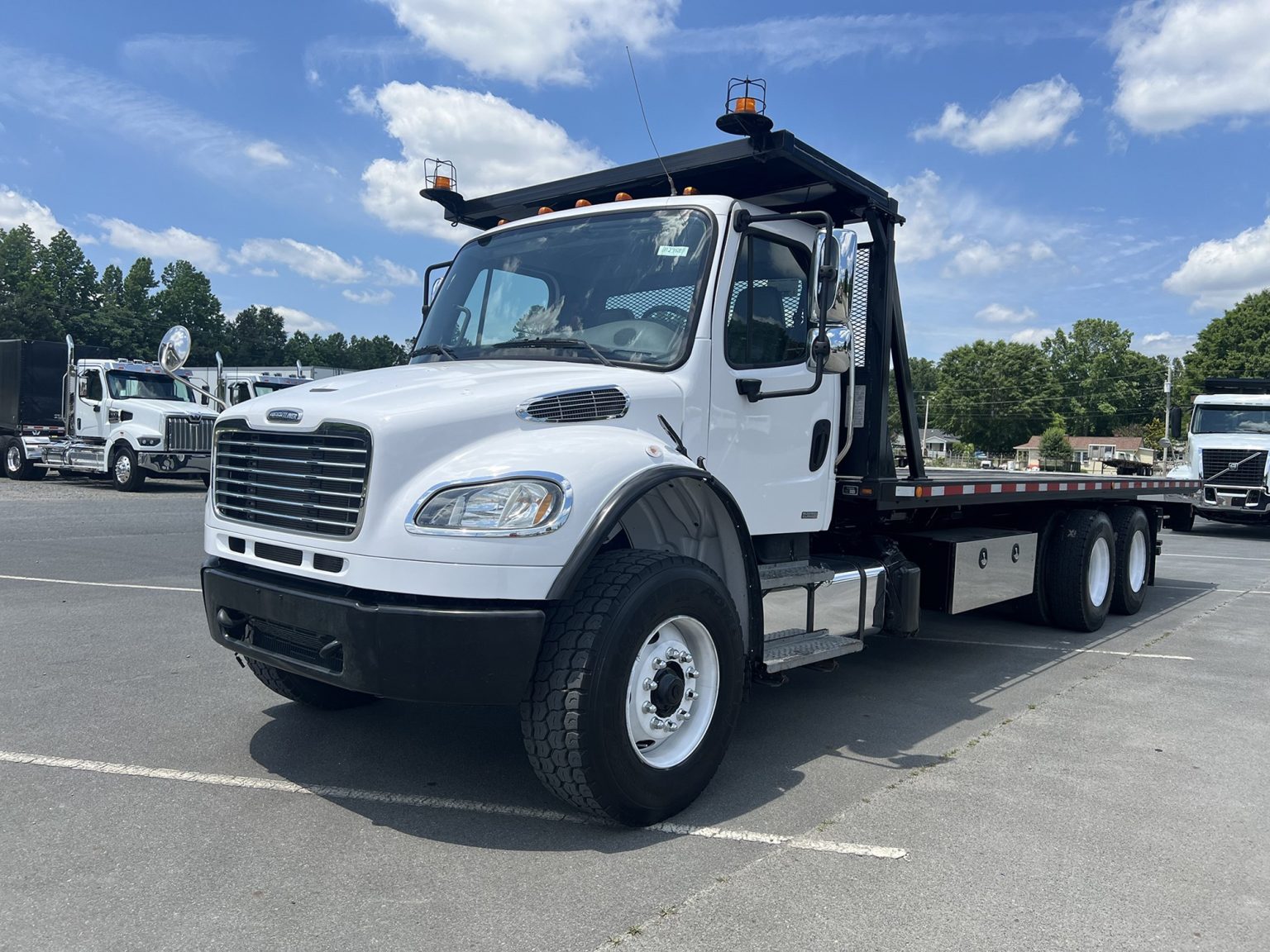 2012 Freightliner M2 106 - Excel Truck Group