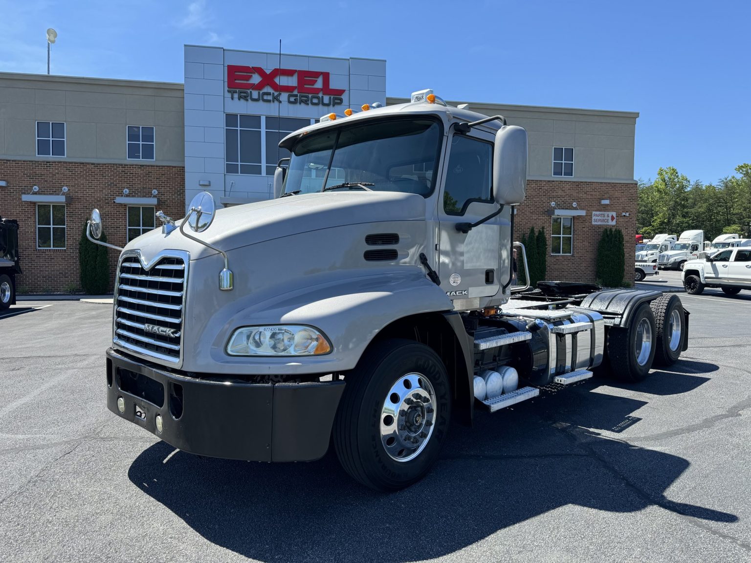 2017 Mack CXU613 - Excel Truck Group