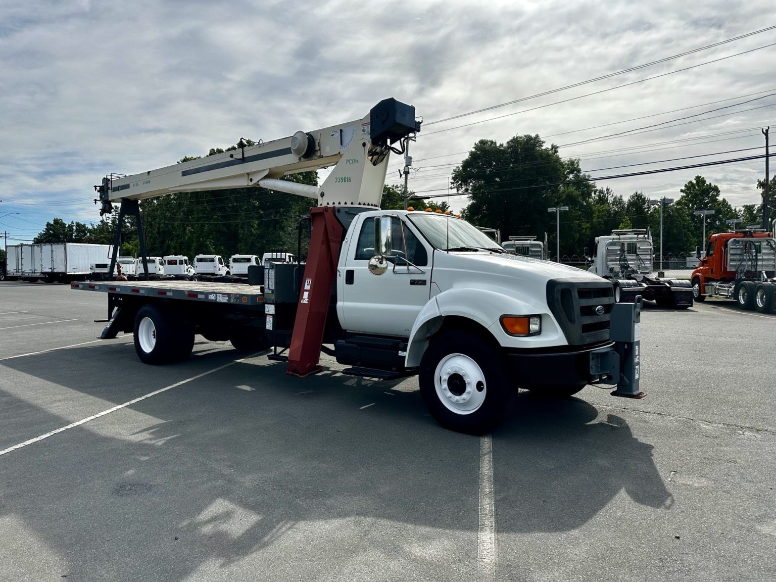 2006 Ford F-750 - Excel Truck Group