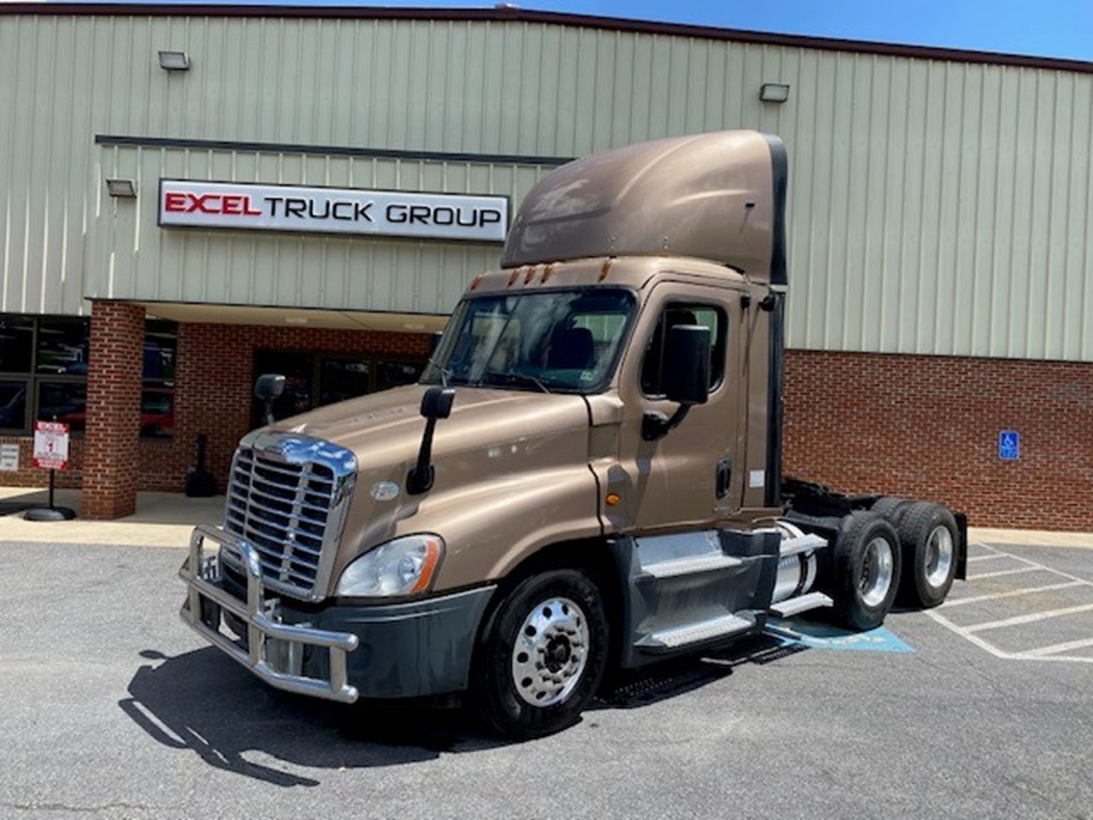 2017 FREIGHTLINER CASCADIA 125 - Excel Truck Group