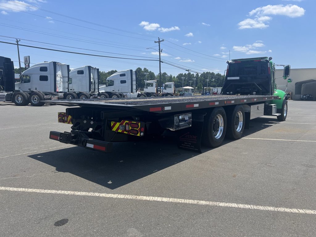 2019 Peterbilt 348 - Excel Truck Group