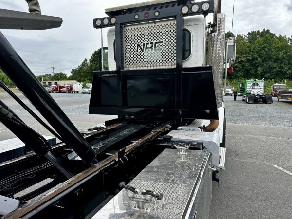 2016 Peterbilt 365 - Excel Truck Group