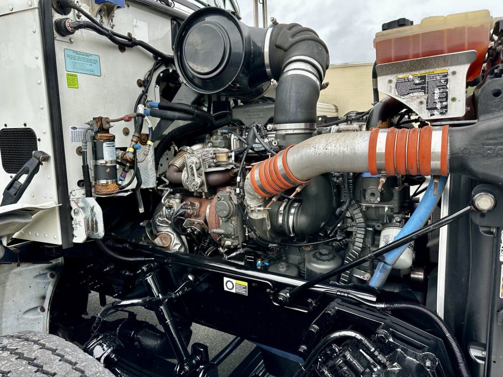 2016 Peterbilt 365 - Excel Truck Group