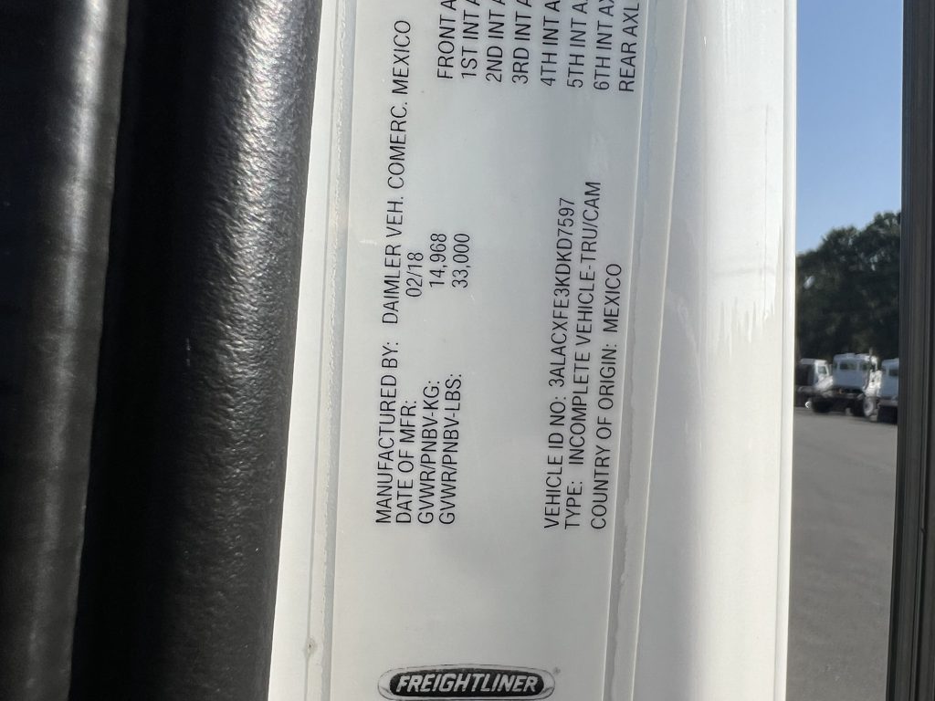 2019 Freightliner M2106 - Excel Truck Group