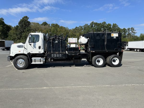 2017 Freightliner 108SD - Excel Truck Group