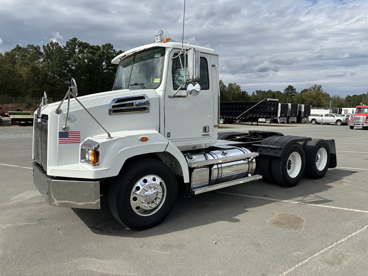 2016 Western Star 4700 - Excel Truck Group