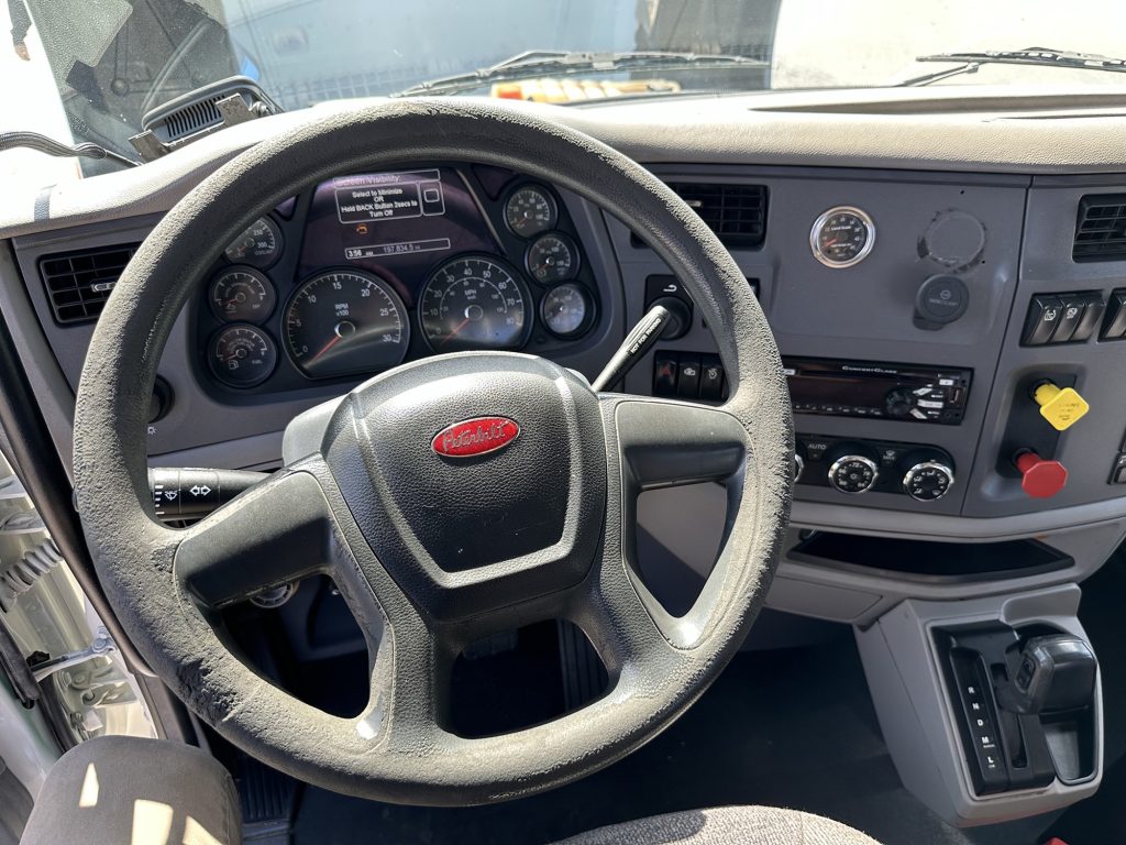 2017 Peterbilt 579 - Excel Truck Group