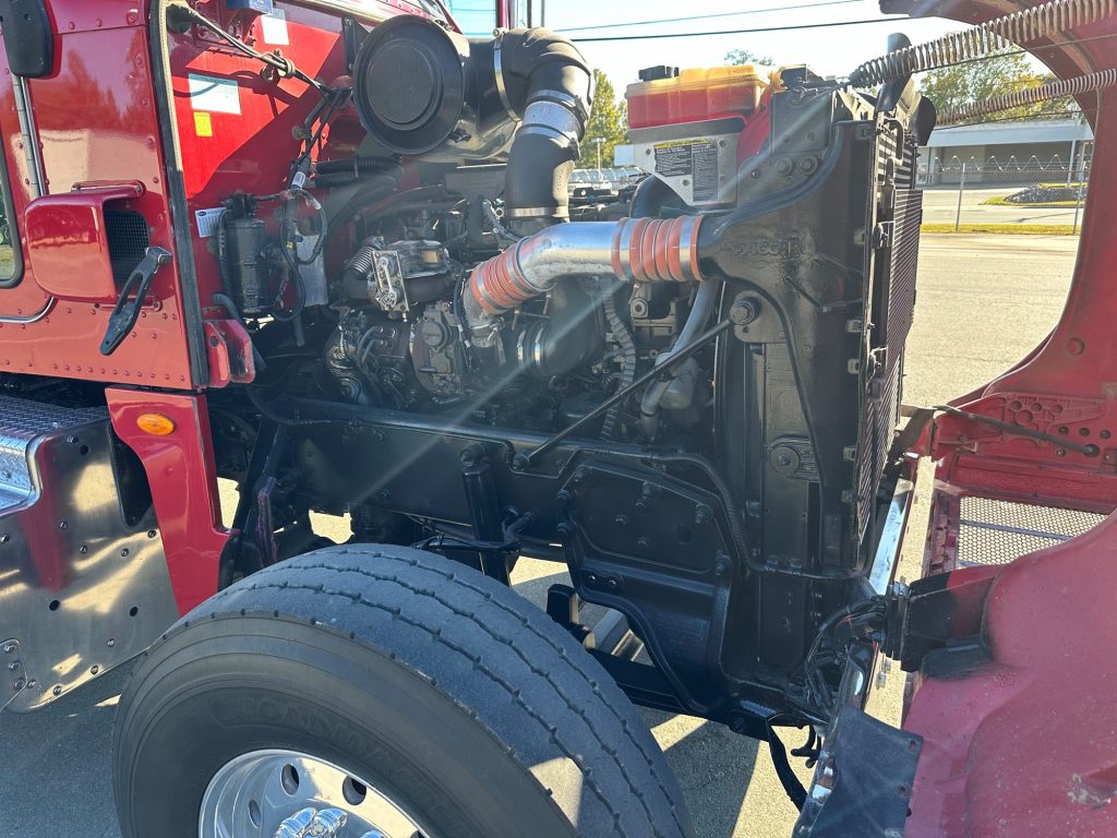 2016 Peterbilt 365 - Excel Truck Group