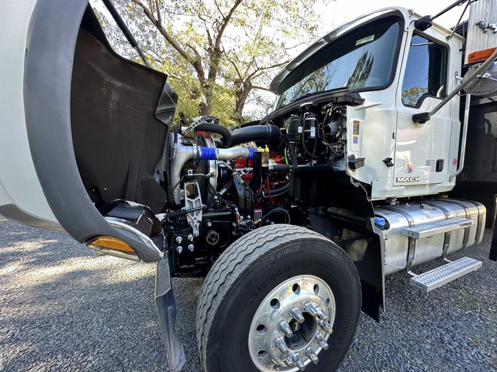 2017 Mack GRANITE - Excel Truck Group