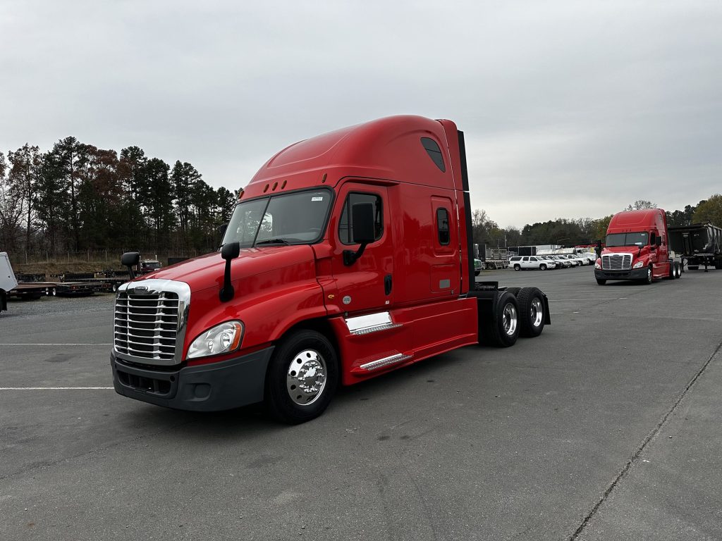 2020 Freightliner Cascadia 125 - Excel Truck Group